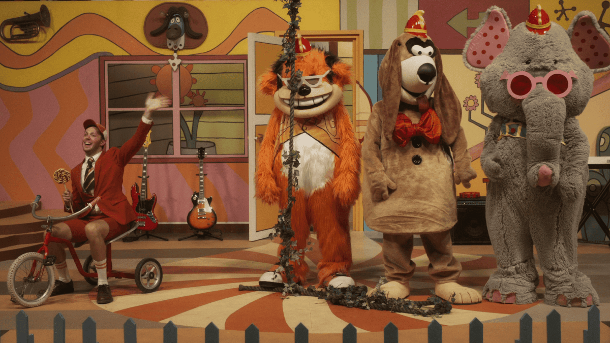 The Banana Splits Movie - Stream It or Skip It - Cinerama Film