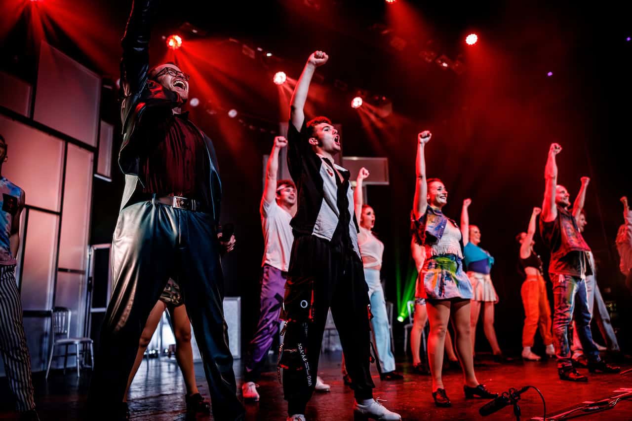 Get ready for the intense rhythm of Emerald Storm - Cinerama Film